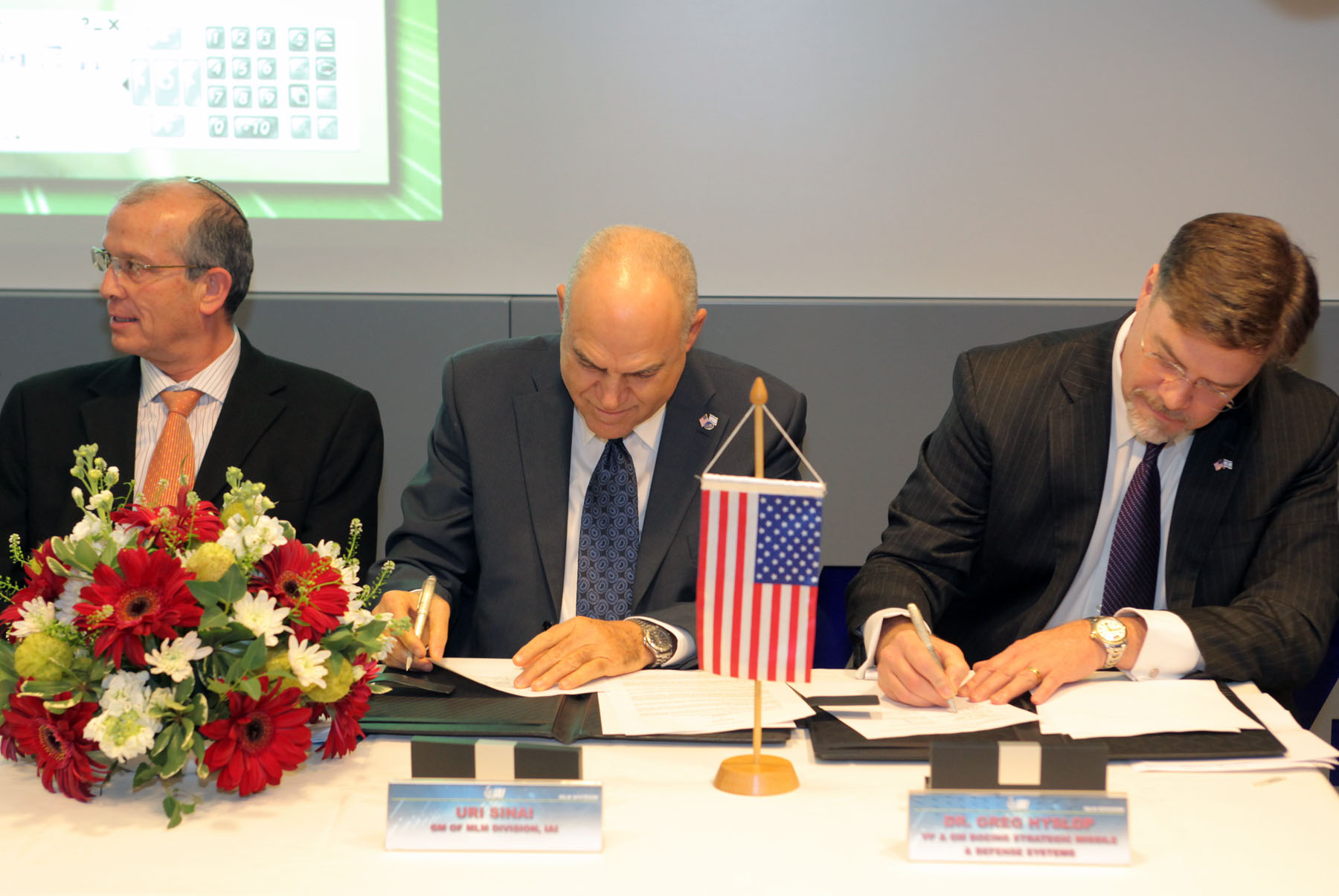 Boeing: Boeing and Israel Aerospace Industries Mark 10 Years of Cooperation